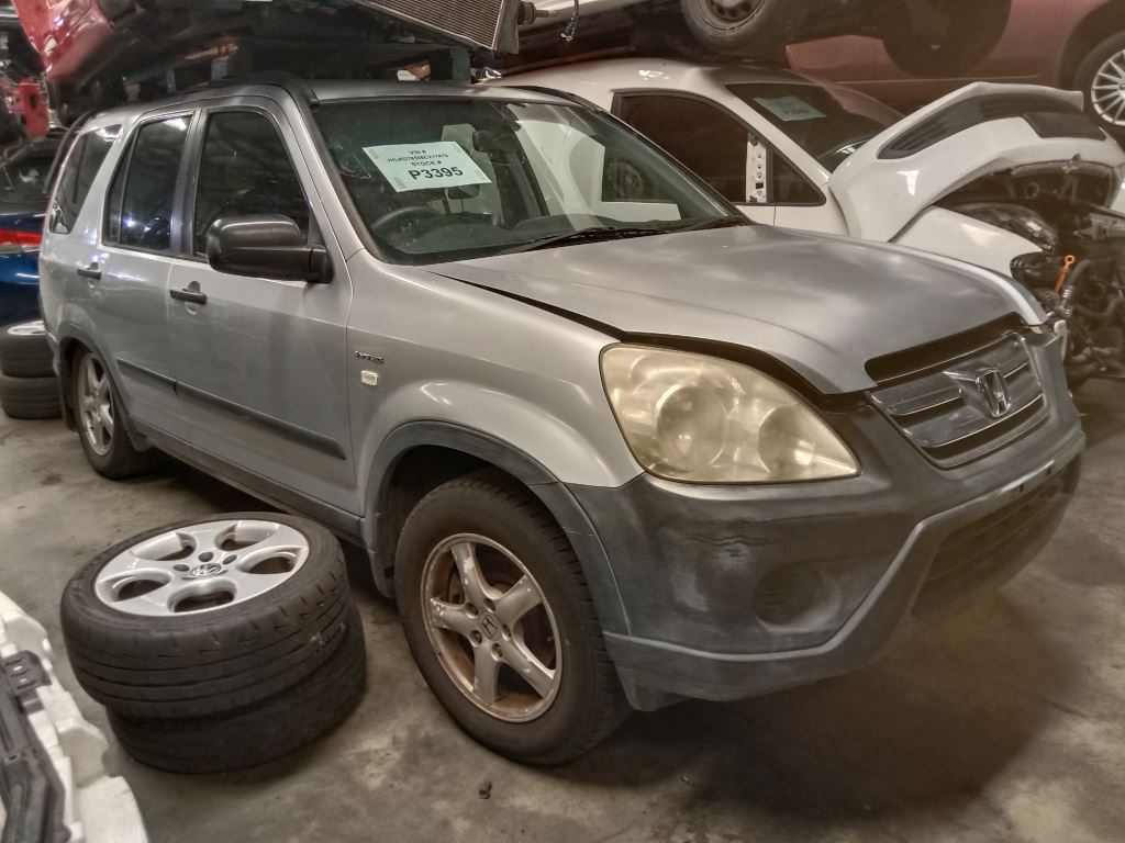 Honda CRV 2006 Silver Wrecking